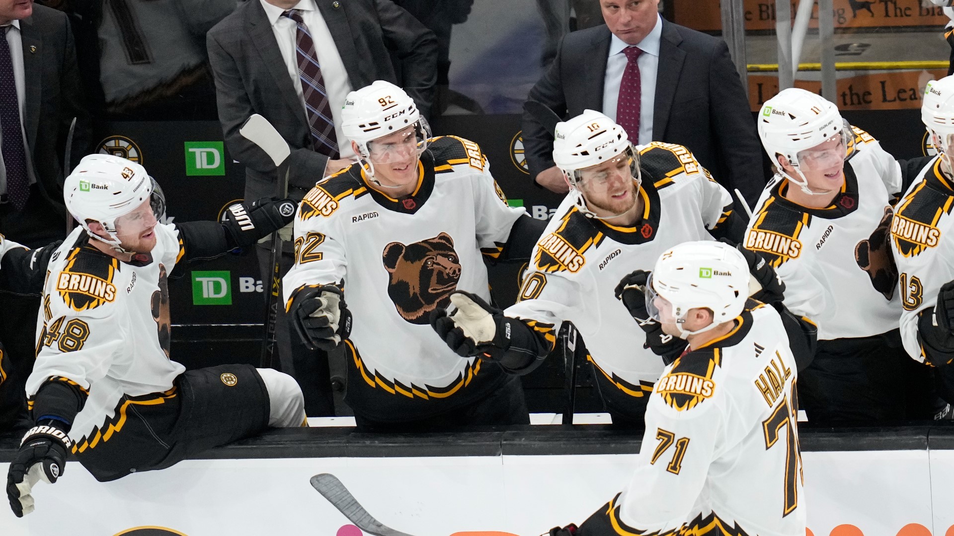 Boston Bruins' home winning streak extends to 13 games ...