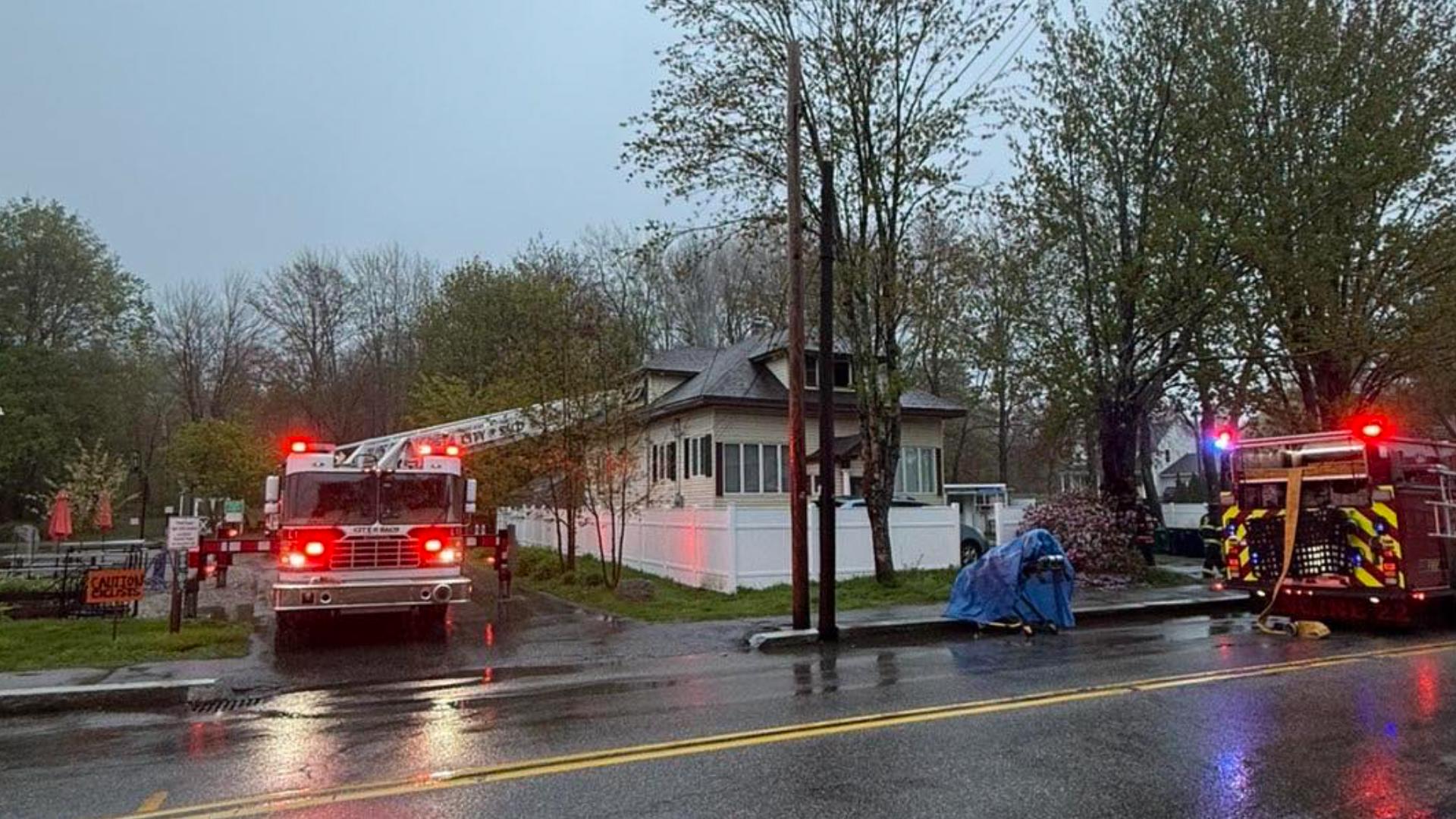 9 displaced after early morning fire in Biddeford | newscentermaine.com