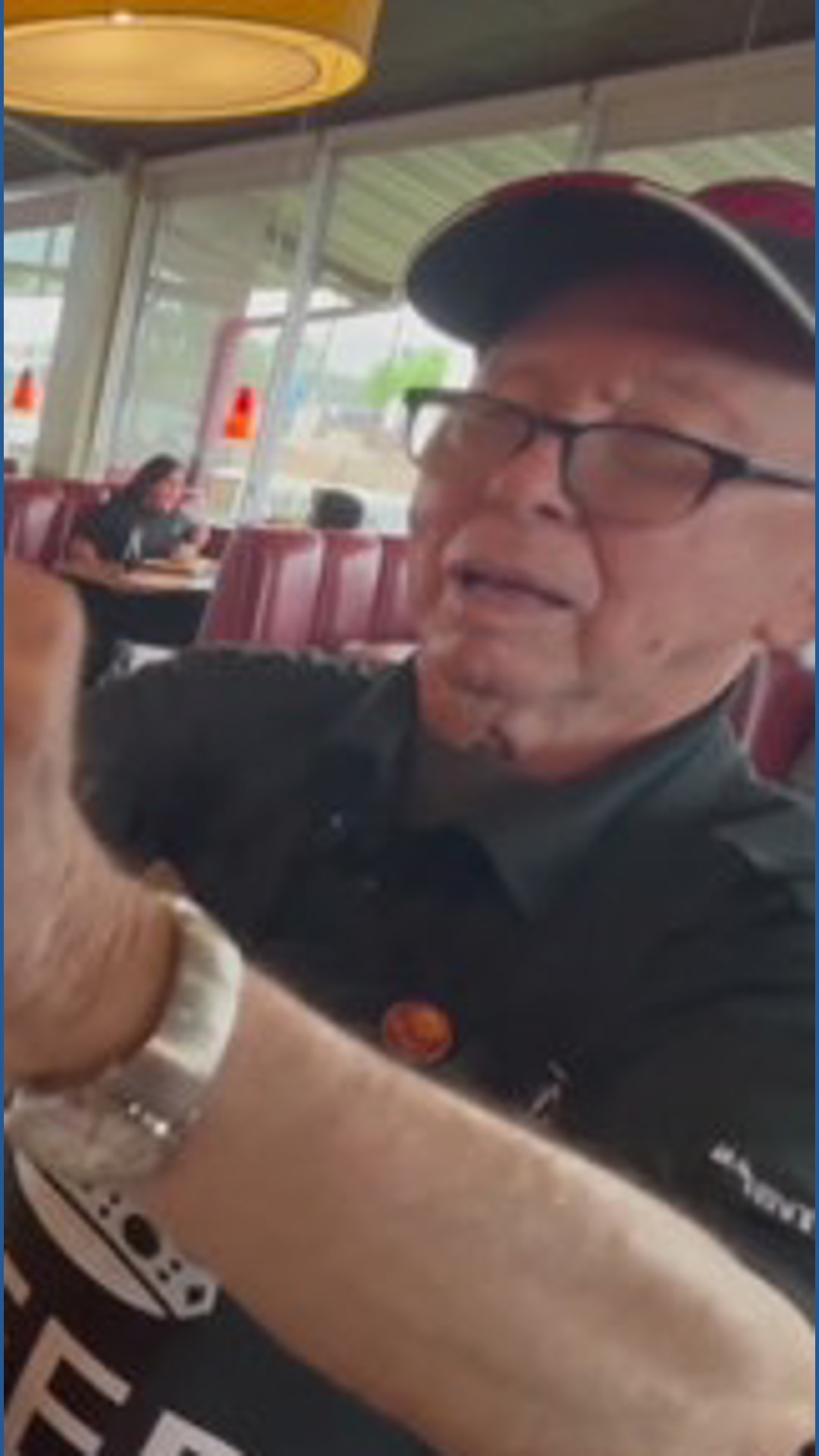 Arizona Denny’s busboy marks 48 years on the job | newscentermaine.com