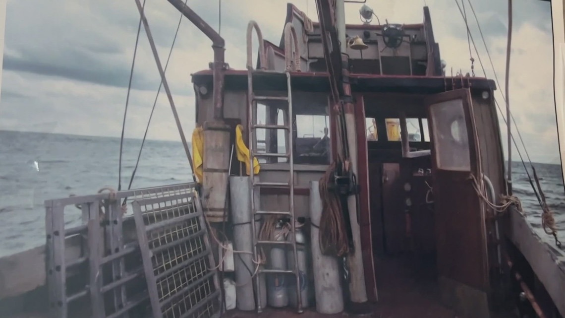 Father and son from Florida recreate the boat from 'Jaws ...