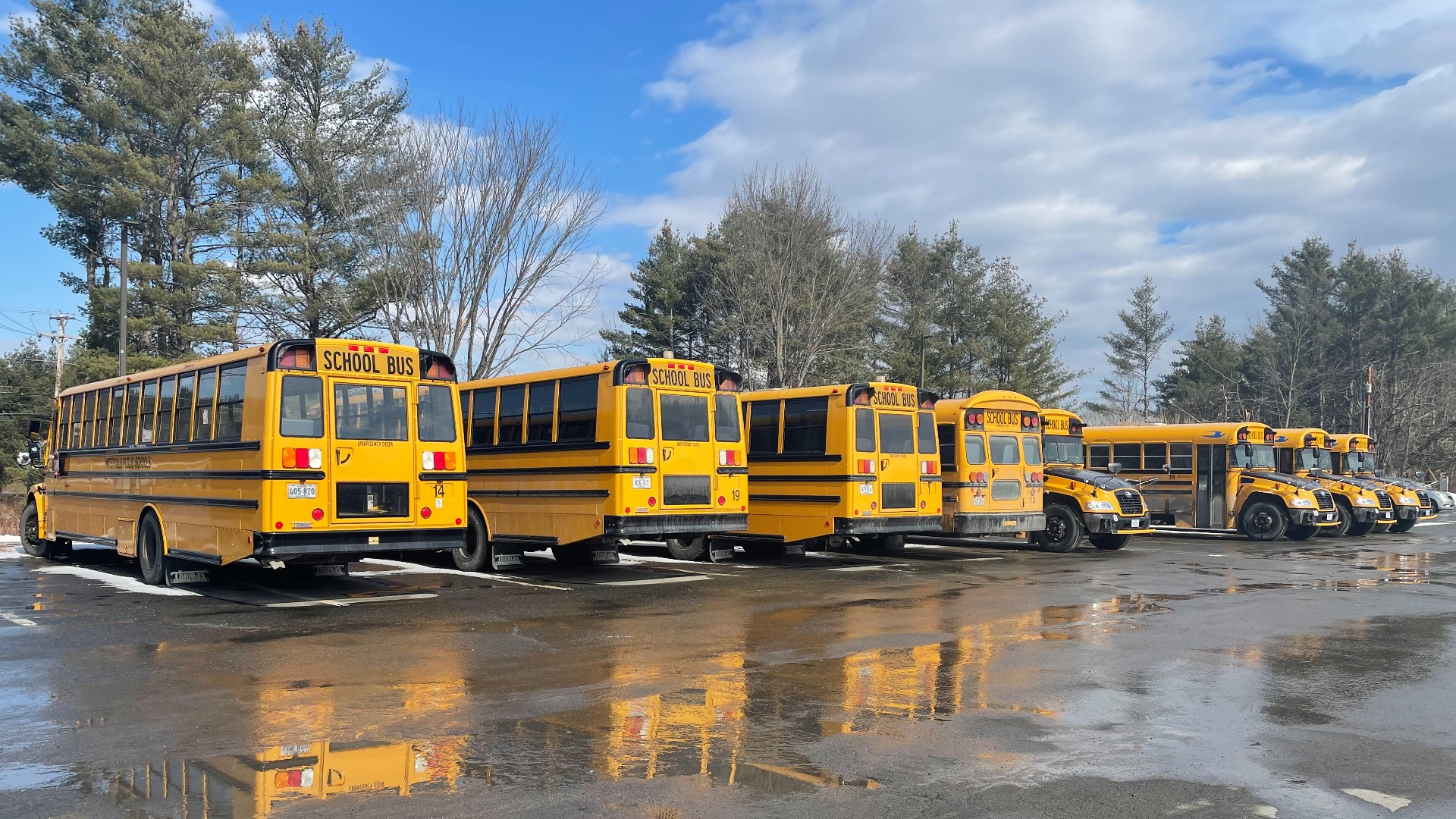 Waterville Public Schools cancel classes after body found on bus ... Waterville Public Schools cancel classes after body found on bus ...