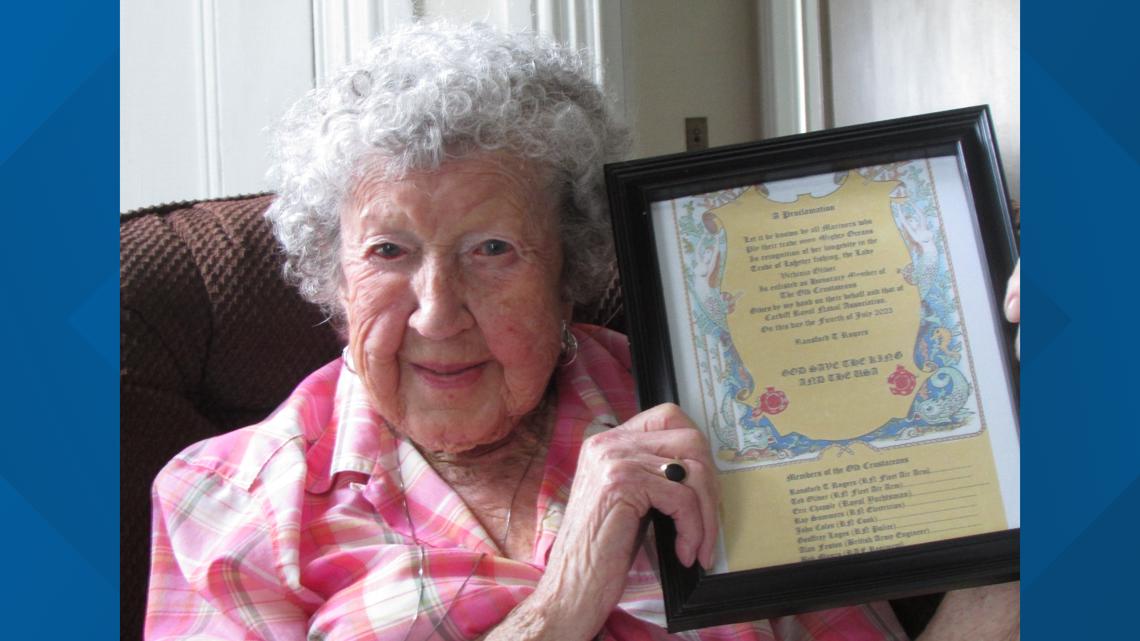 Maine 'Lobster Lady' Virginia Oliver turns 104 | newscentermaine.com