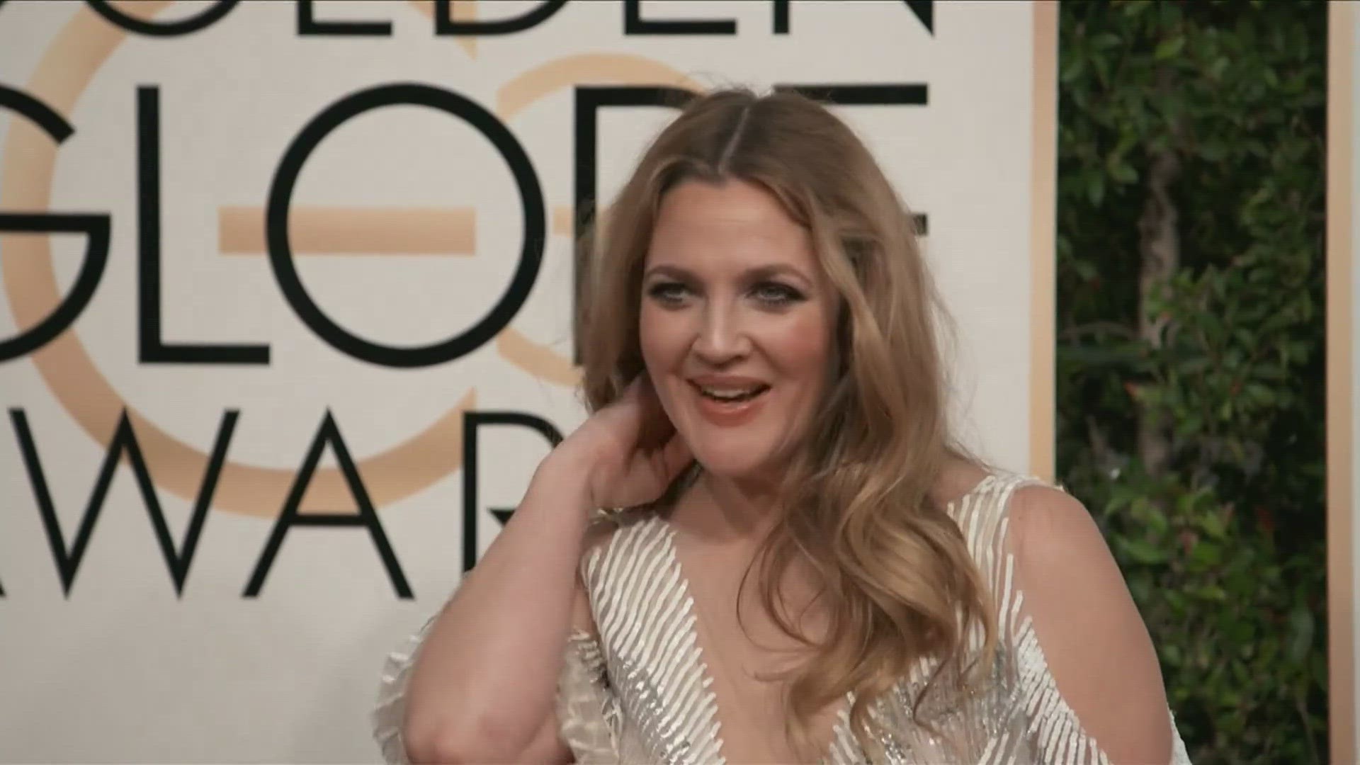 Drew Barrymore 2022 Wallpaper