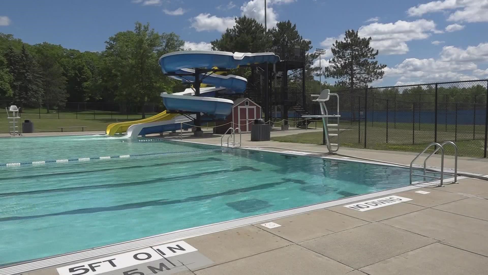 Bangor's Dakin Pool reopens amid lifeguard shortage | newscentermaine.com