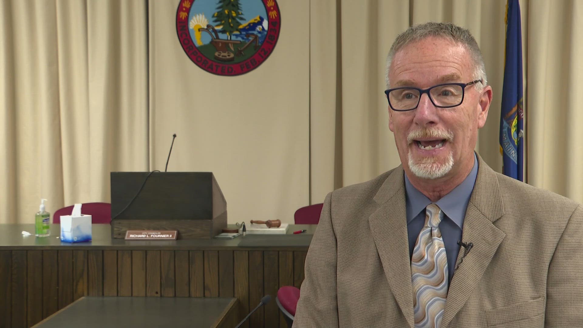 Bangor superintendent James Tager announces retirement ...