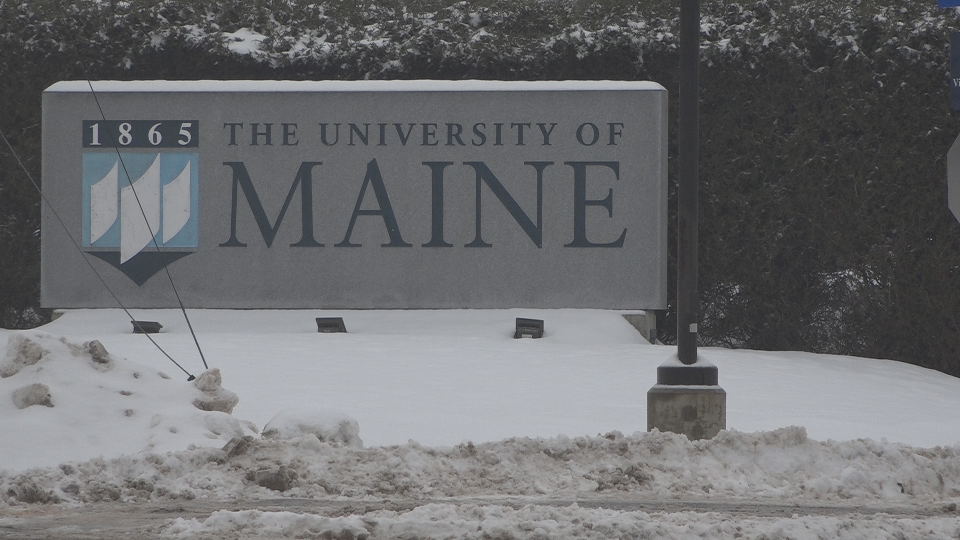 Closings Registration | WCSH6 Portland | WLBZ2 Bangor | newscentermaine.com