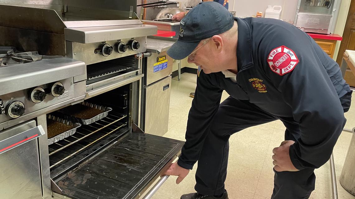Ogunquit Fire Department serving more than a meal during holiday ...