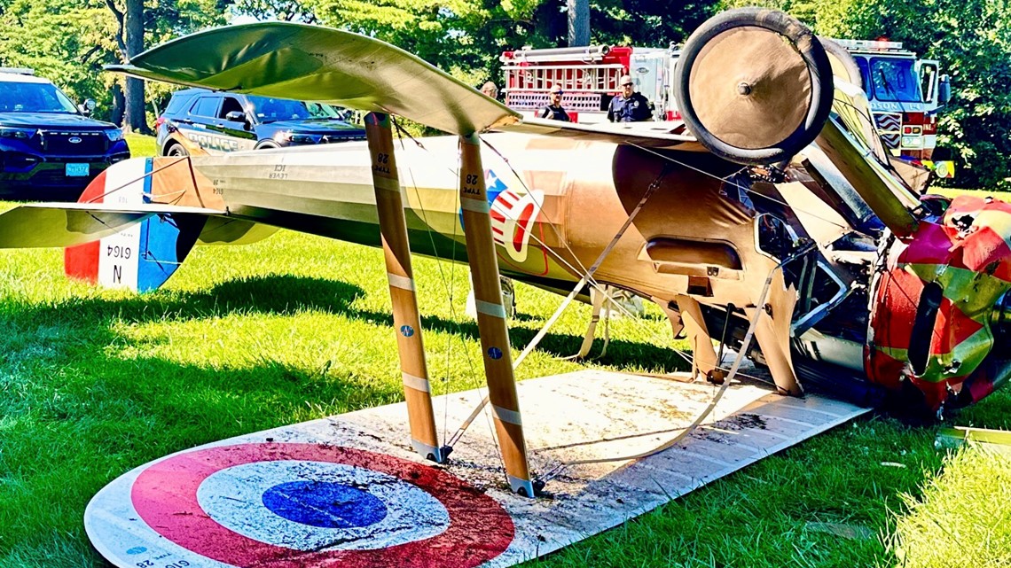 World War I-era plane flips onto roof trying to land in Stow ...