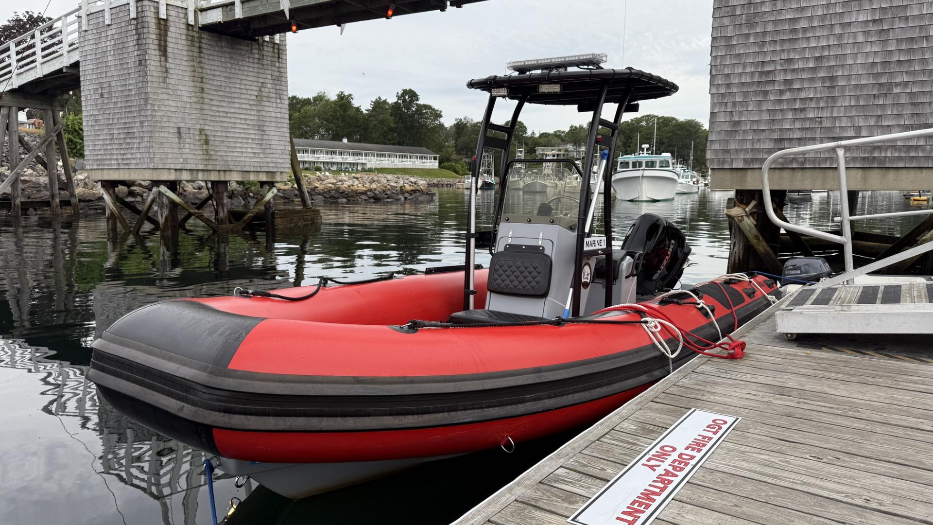 Four people rescued after boat hits rocks off Wells beach ...