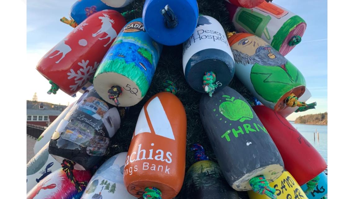Maine holiday buoy tree shows support for lobster industry ...