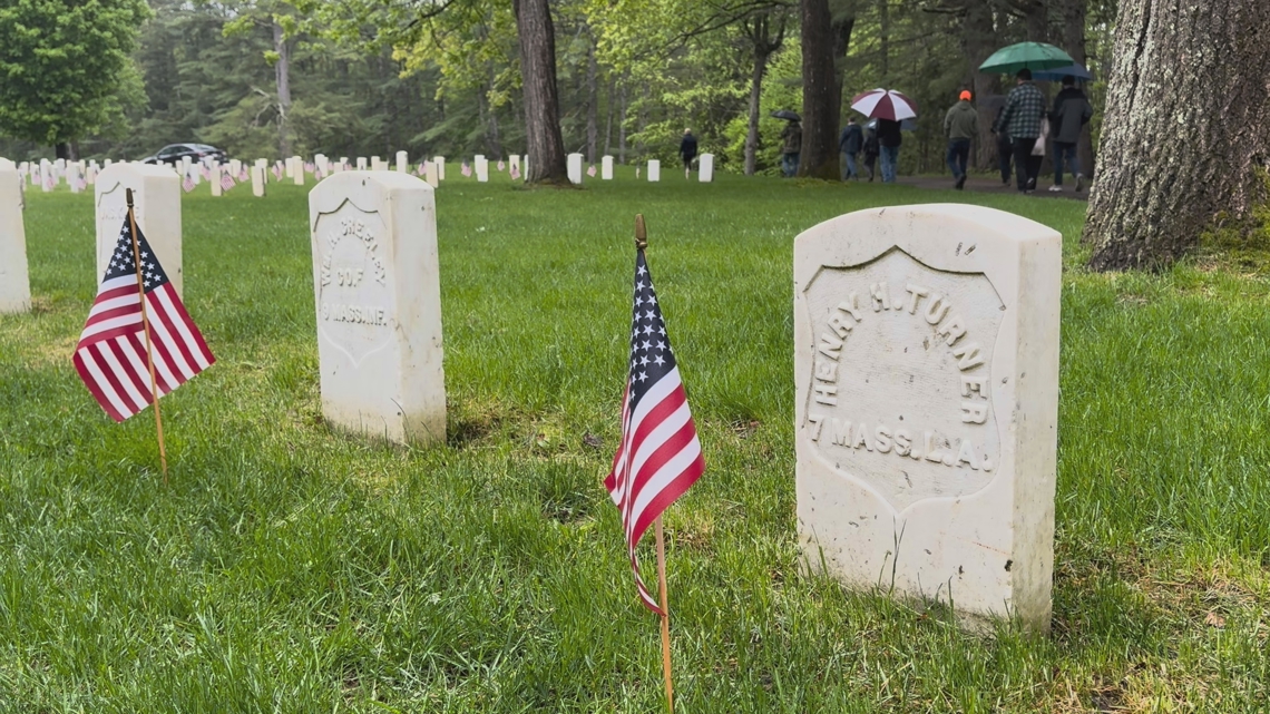Memorial Day ceremony at Togus honors veterans laid to rest in Chelsea ...