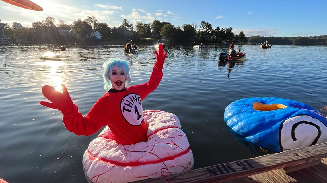 ME paddlers pilot pumpkins in annual regatta | newscentermaine.com
