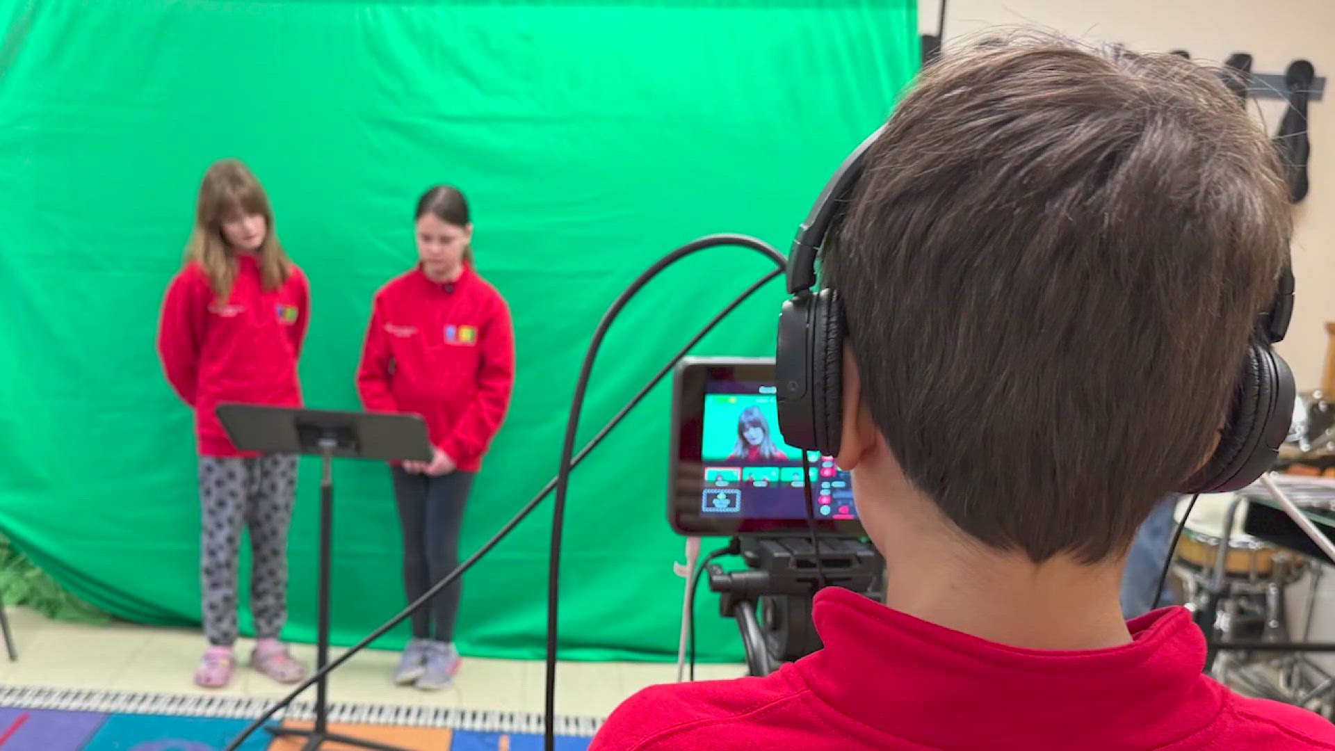5th graders in South Bristol are putting together a newscast, gaining ...