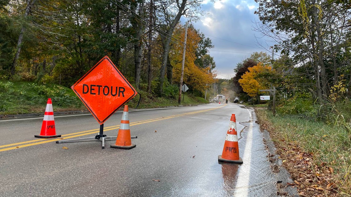Water main break in Falmouth results in road closure | newscentermaine.com