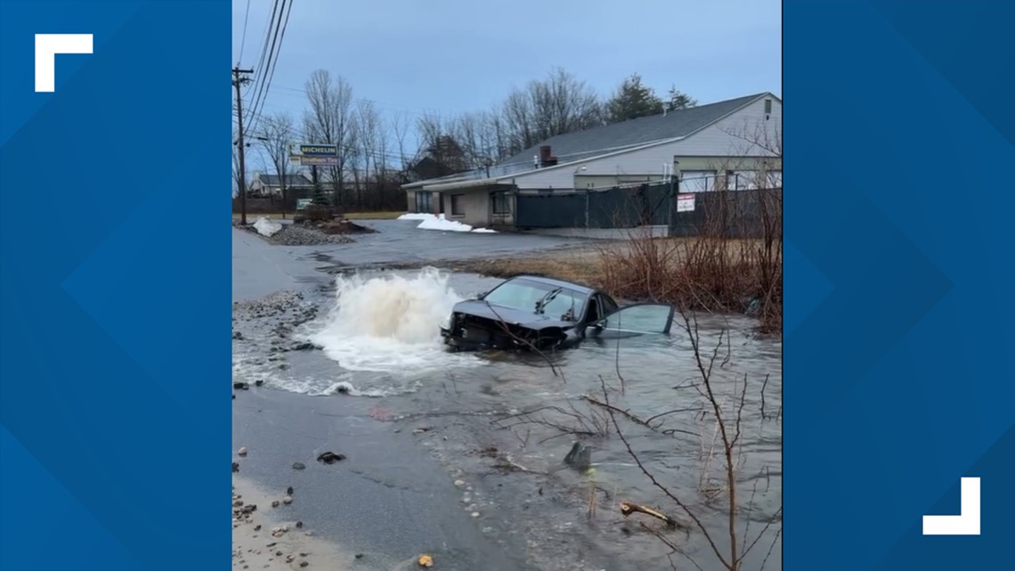 Westbrook: Fire hydrant hit by car, flooding Warren Avenue Friday ...