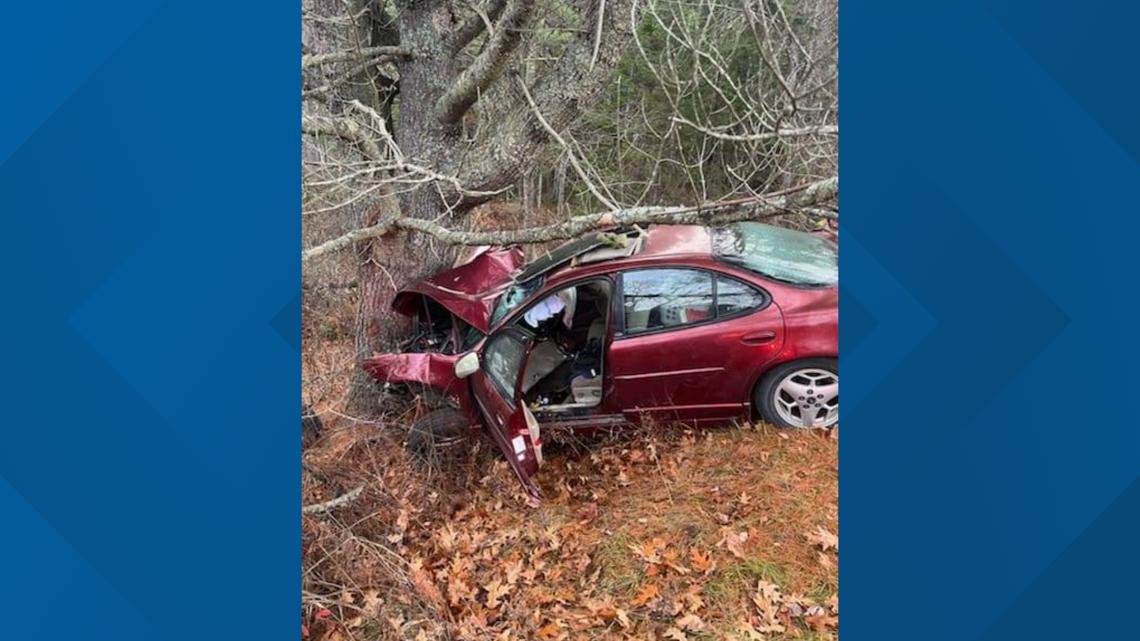 Person seriously injured in Holden car crash | newscentermaine.com