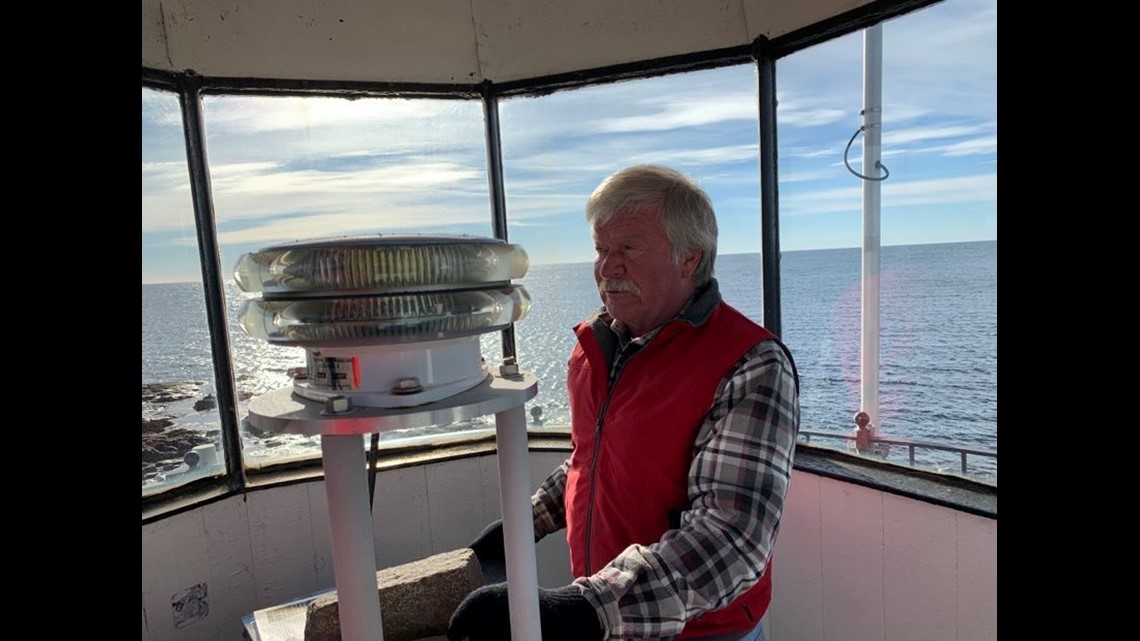 Maine lighthouse keeper works through island power outage ...