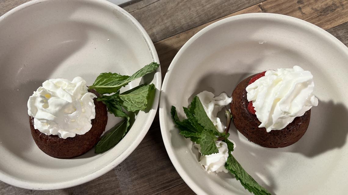 Chocolate lava cake recipe for Valentine's Day treat | newscentermaine.com