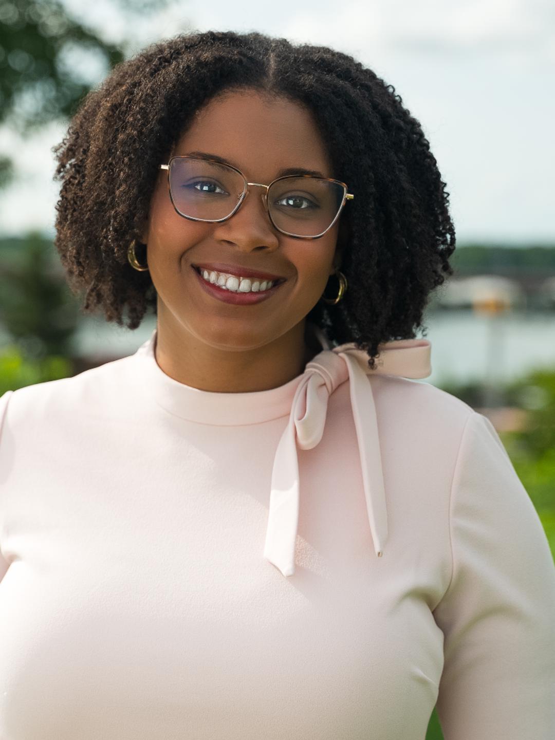 Leeann Stapleton anchor and reporter at NEWS CENTER Maine ...