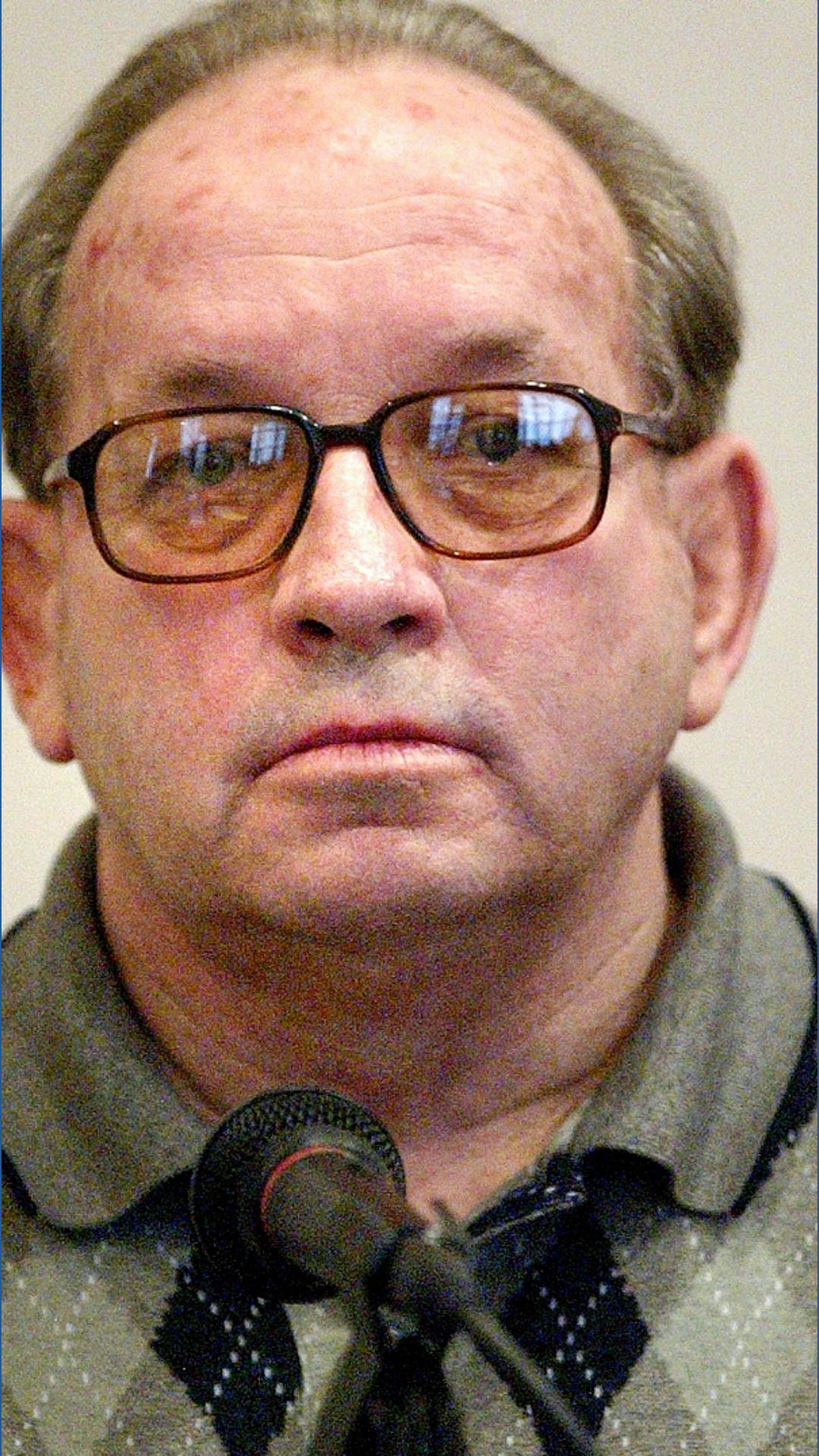 Convicted ex-Catholic priest exposed by Spotlight investigation dies at ...