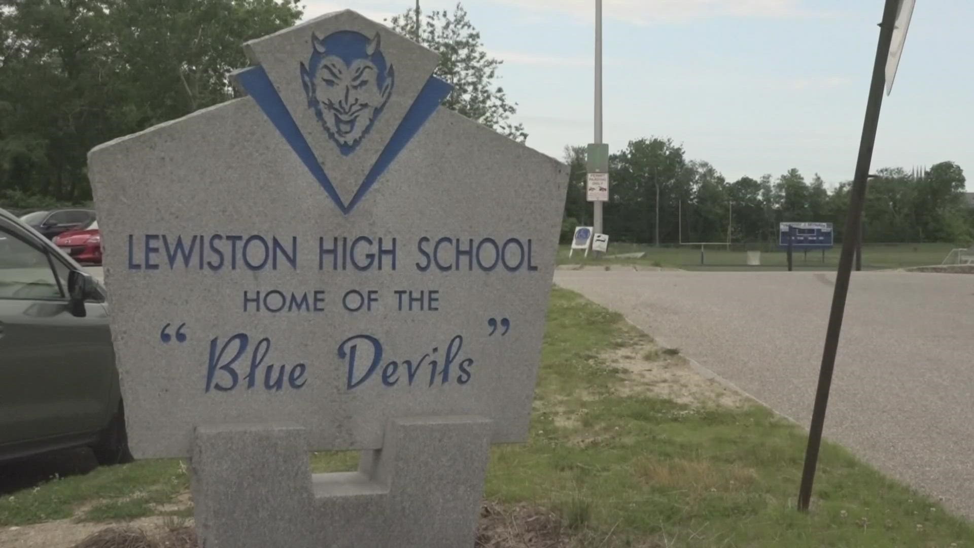 Lewiston provides support to high schoolers after student dies in ...