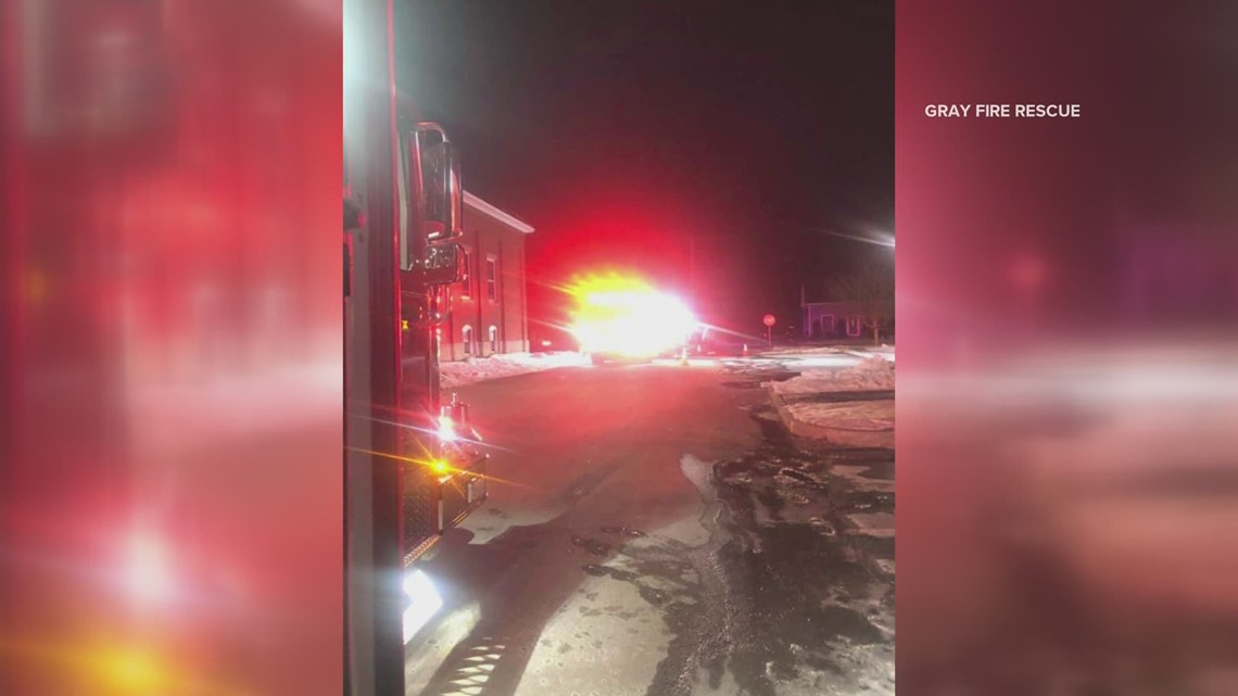 Gray Town Halls closes after pipe bursts, building flooded ...