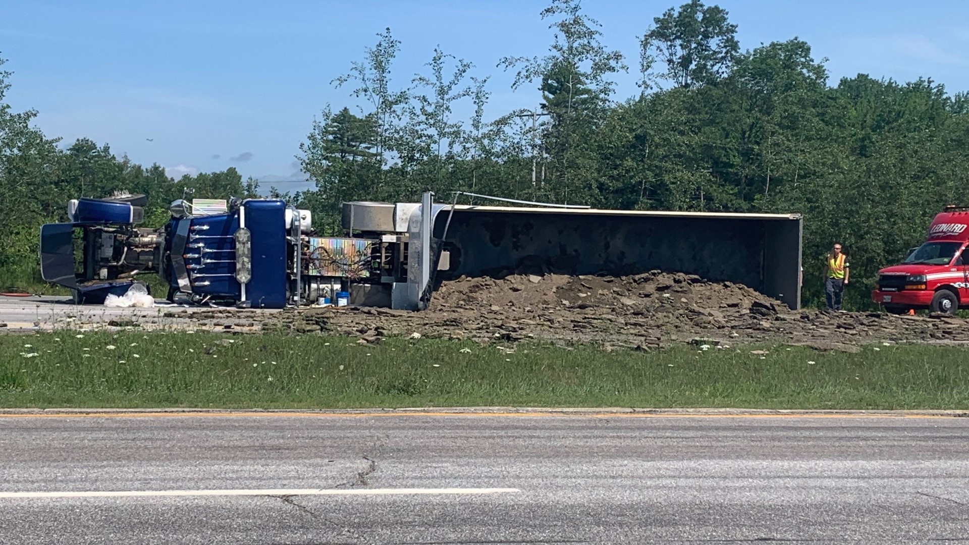 Semi-truck rollover in Hampden causes mess on Route 202 ...