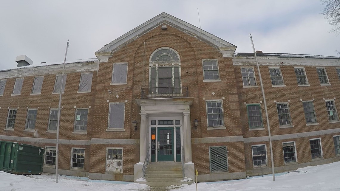 UMaine Augusta to house students at historic Hallowell campus ...