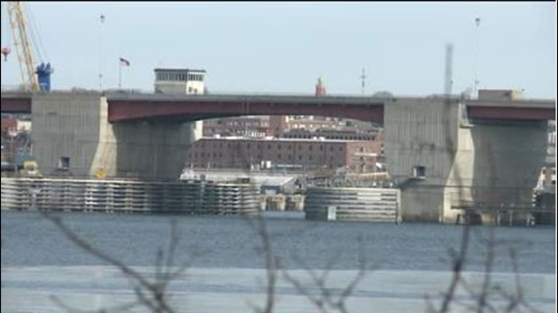 TRAFFIC ALERT: Casco Bay Bridge down to one lane southbound ...