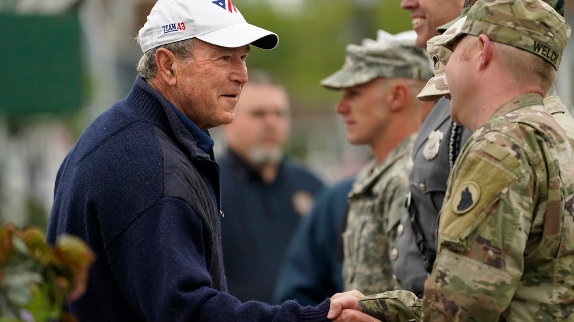 George W. Bush honors veterans on Memorial Day in Maine ...