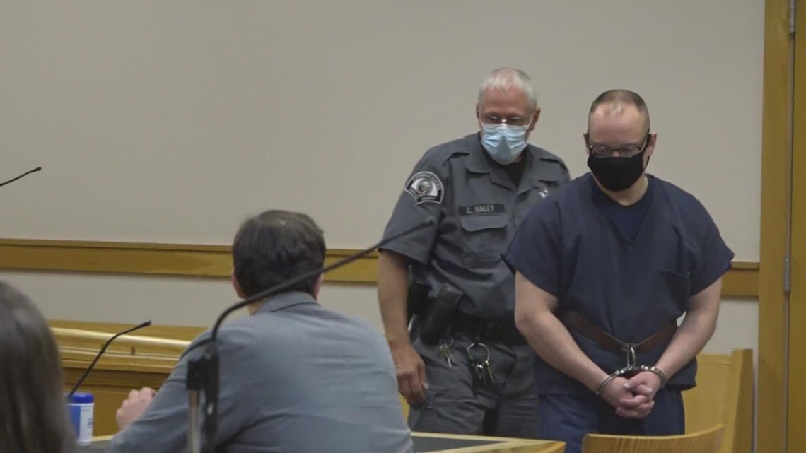 Hartland man pleads guilty to 10 counts of aggravated attempted murder ...