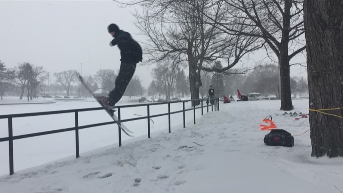 Four kids, a snow day, a pair of skis and a bungee cord ...