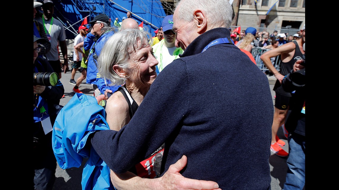 Joan Benoit Samuelson, 61, runs Boston Marathon just half-hour slower ...