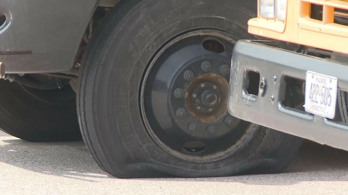 Couple offers $1K reward to find the men who slashed tires on 22 buses ...