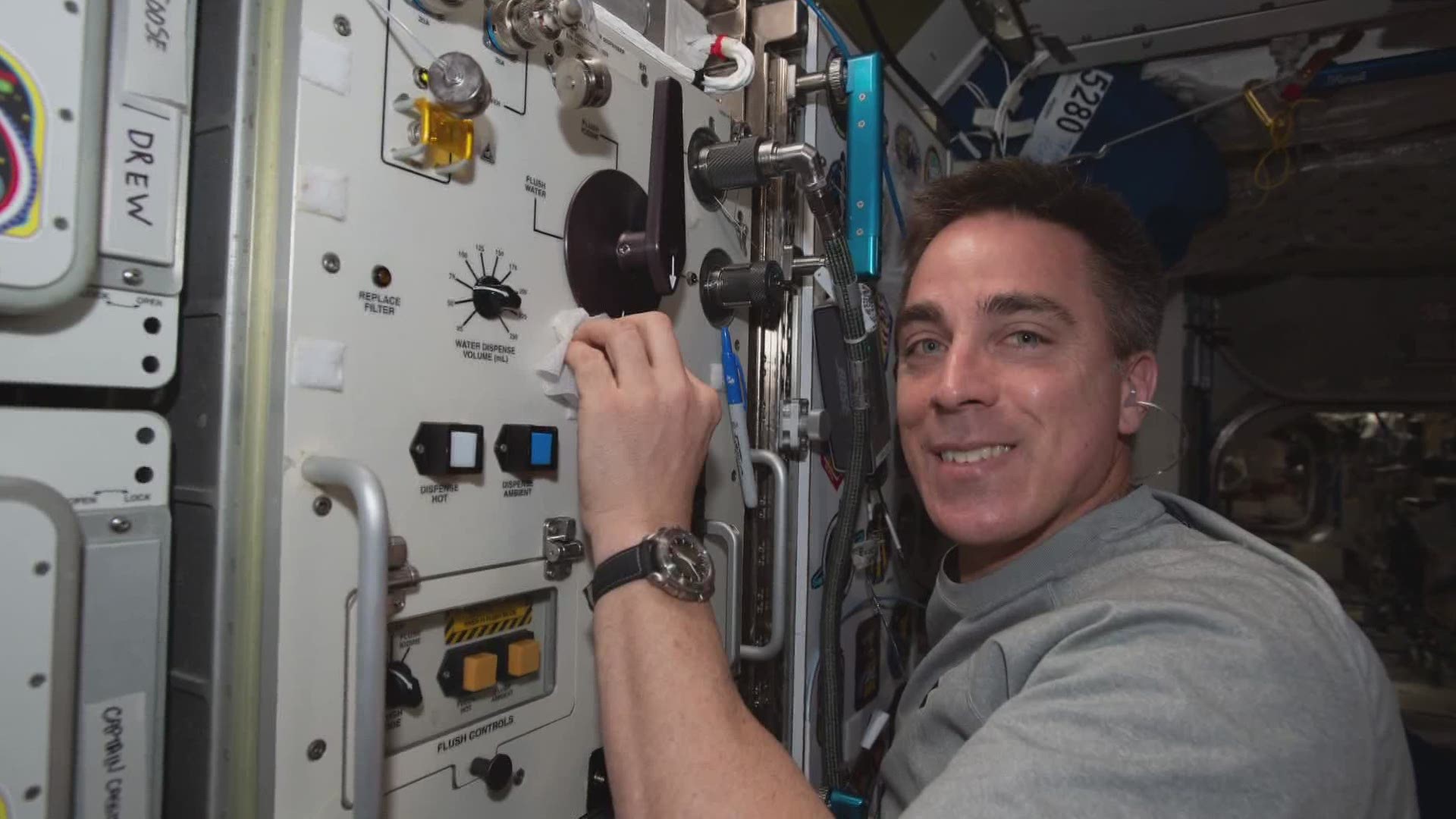 Maine astronaut to greet 2 other American astronauts at International ...