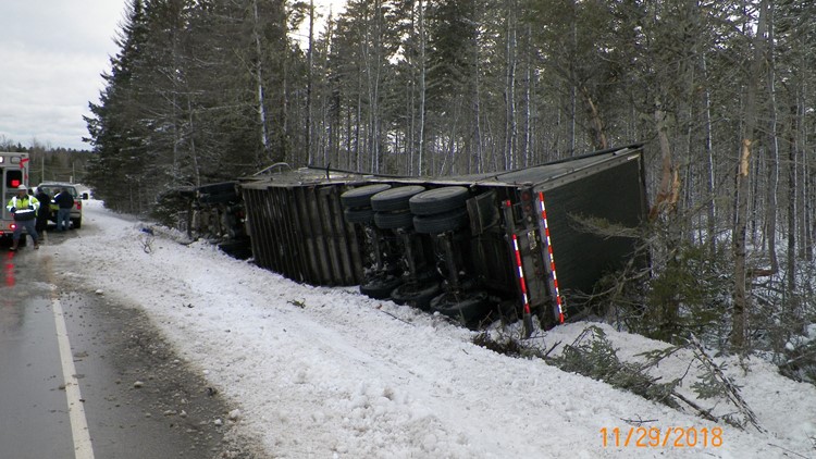 2 hurt when tractor-trailer clips MDOT plow in Amity | newscentermaine.com