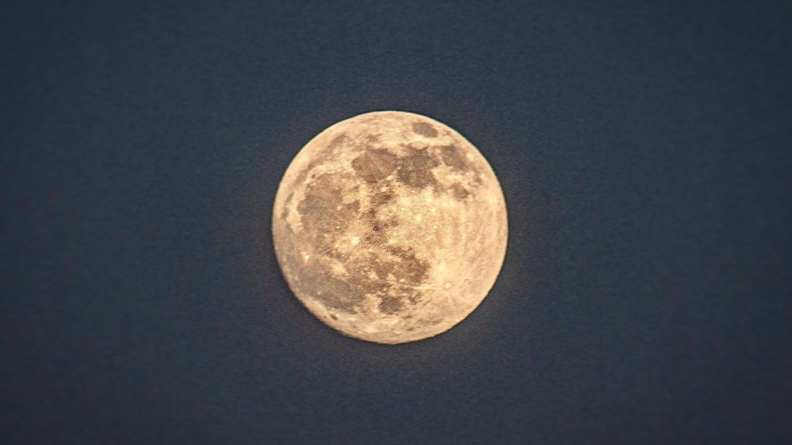First full moon of 2020 — Wolf Moon lunar eclipse rises Friday night ...
