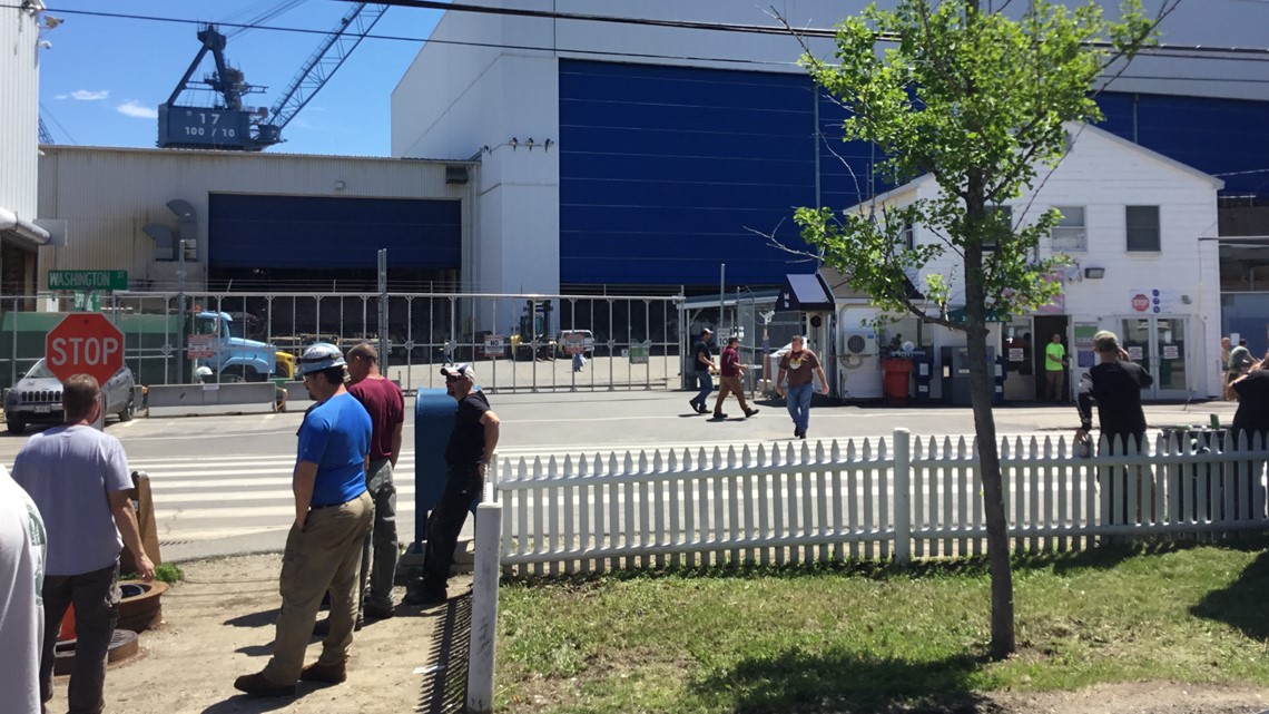 BIW union workers aren't backing down on contract negotiations ...