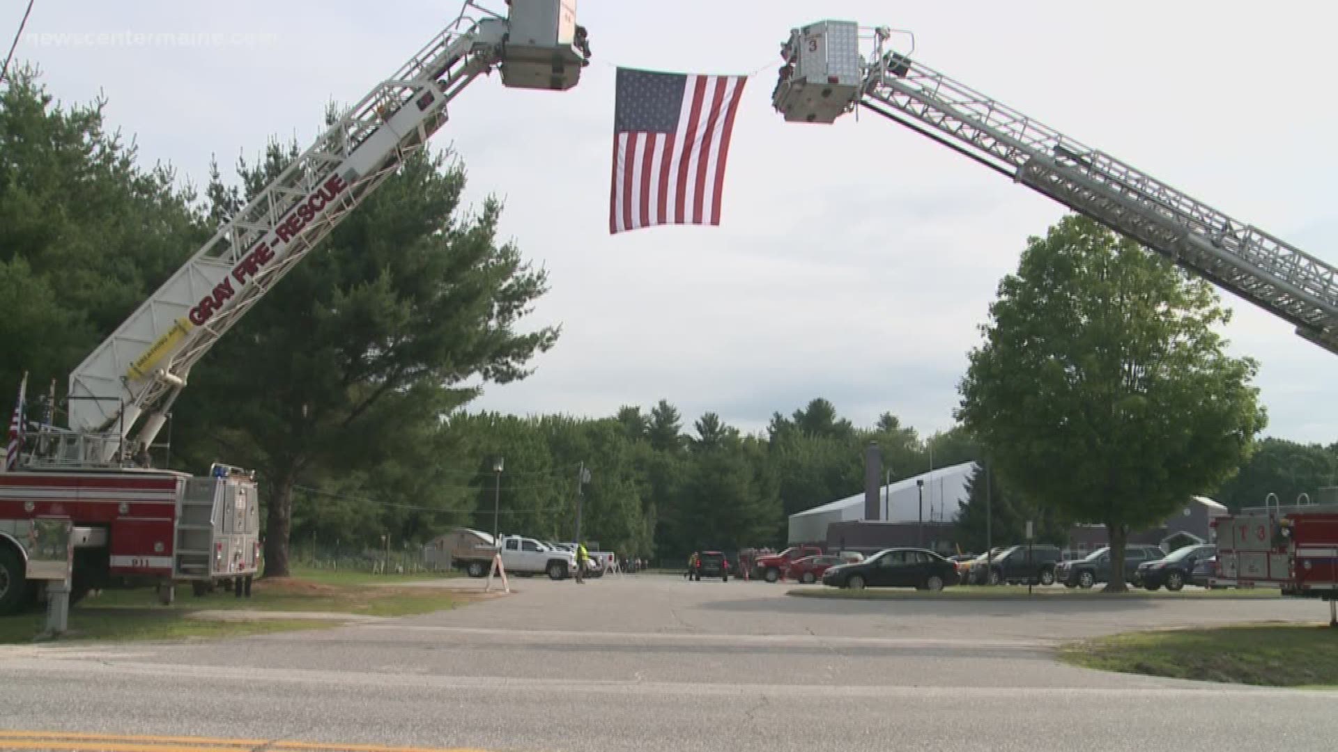 Firefighters from across the state honor Captain David Mains of Raymond ...