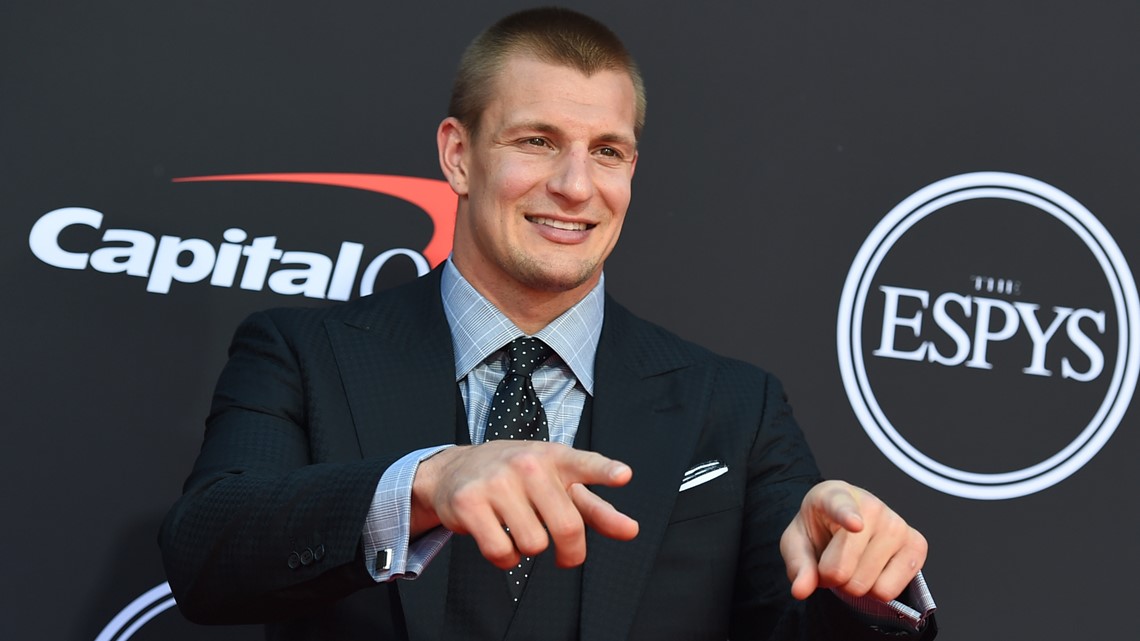 Gronk will be back in action at Thursday's Pats game...as a broadcaster ...
