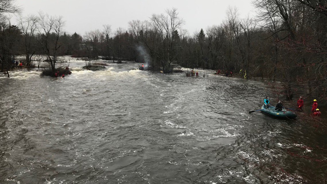 Kenduskeag stream race thrills and spills | newscentermaine.com
