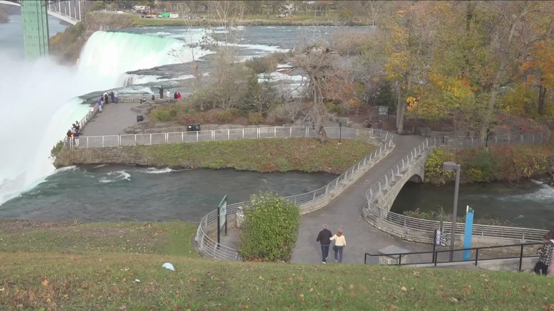Niagara Falls deaths: Mom, 2 kids go over the Falls | newscentermaine.com