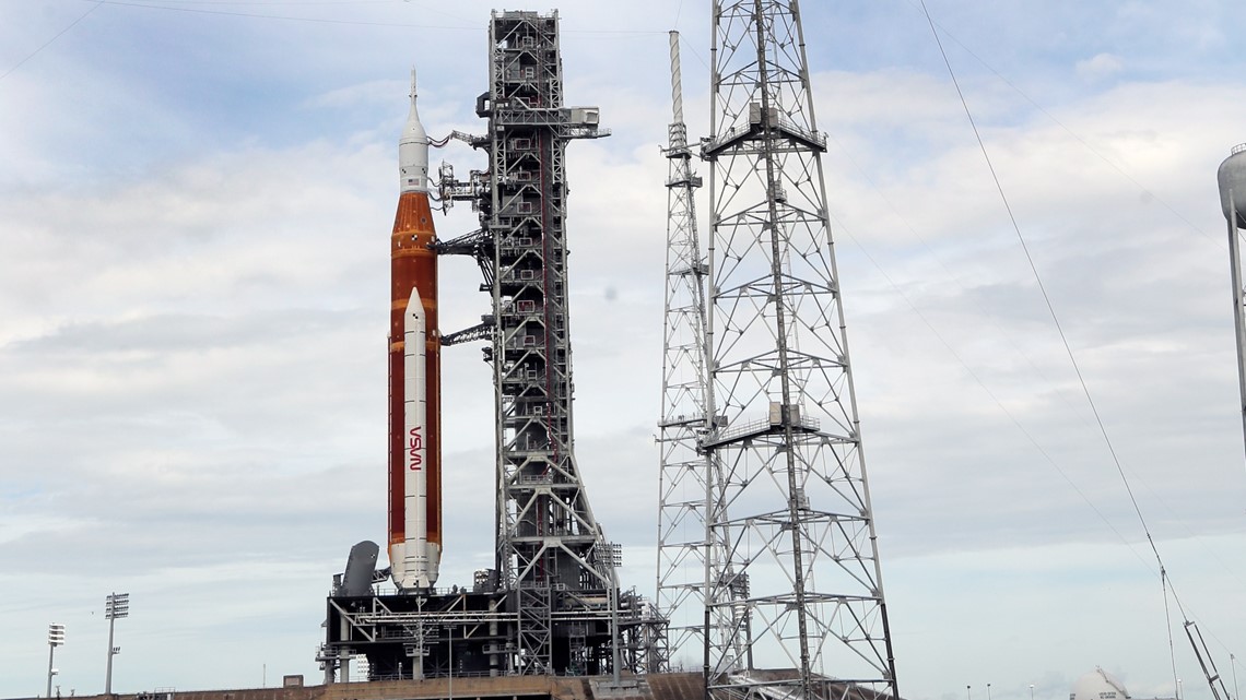NASA reveals 2 possible September launch dates for Artemis 1 ...