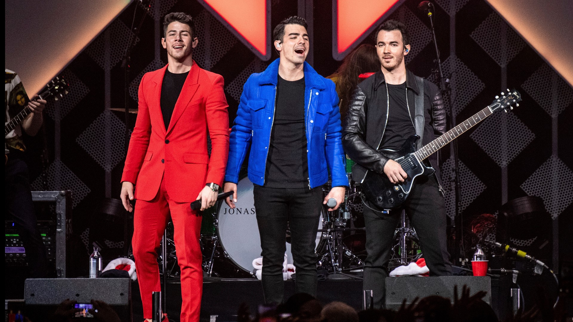 Jonas Brothers concert at Fenway Park in Boston | newscentermaine.com