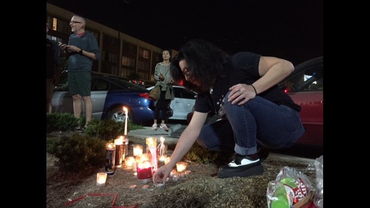 Dozens turn out, pay respects at infamous yet beloved 'Murder Kroger ...