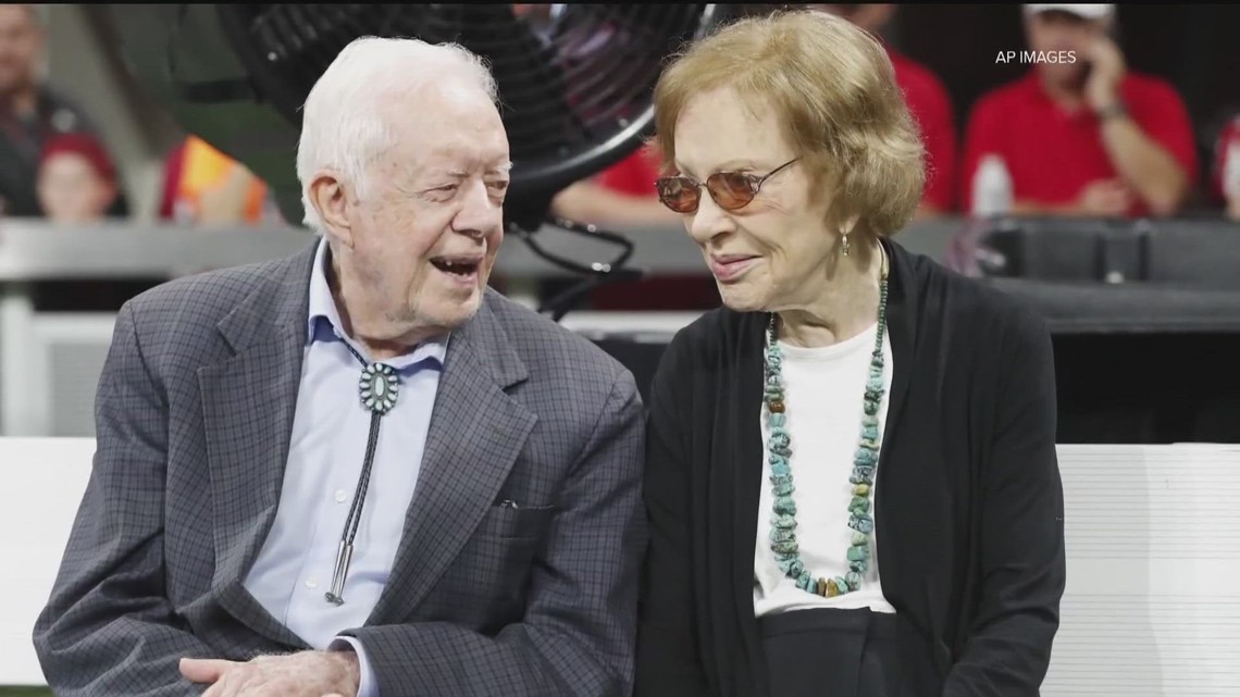 Jimmy Carter and wife, Rosalynn at Plains Peanuts Festival ...